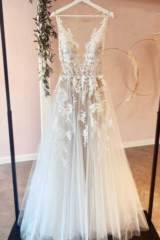 Classy Long A-line Tulle Appliques Lace Wedding Dress – BIZTUNNEL